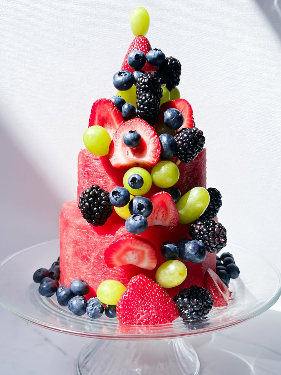 Berry Watermelon Cake - Entirely Emmy